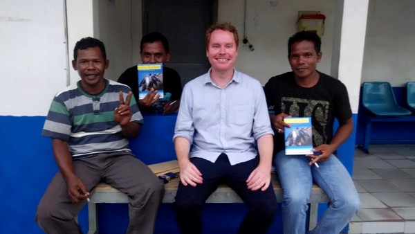 How do socio-economic considerations influence small-scale fishery ...